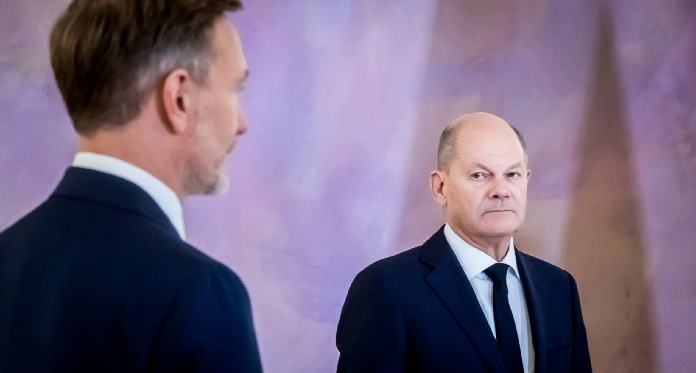 ARD punktet im jungen Publikum mit "Vertrauensfrage"-Doku, "Ronzheimer ...